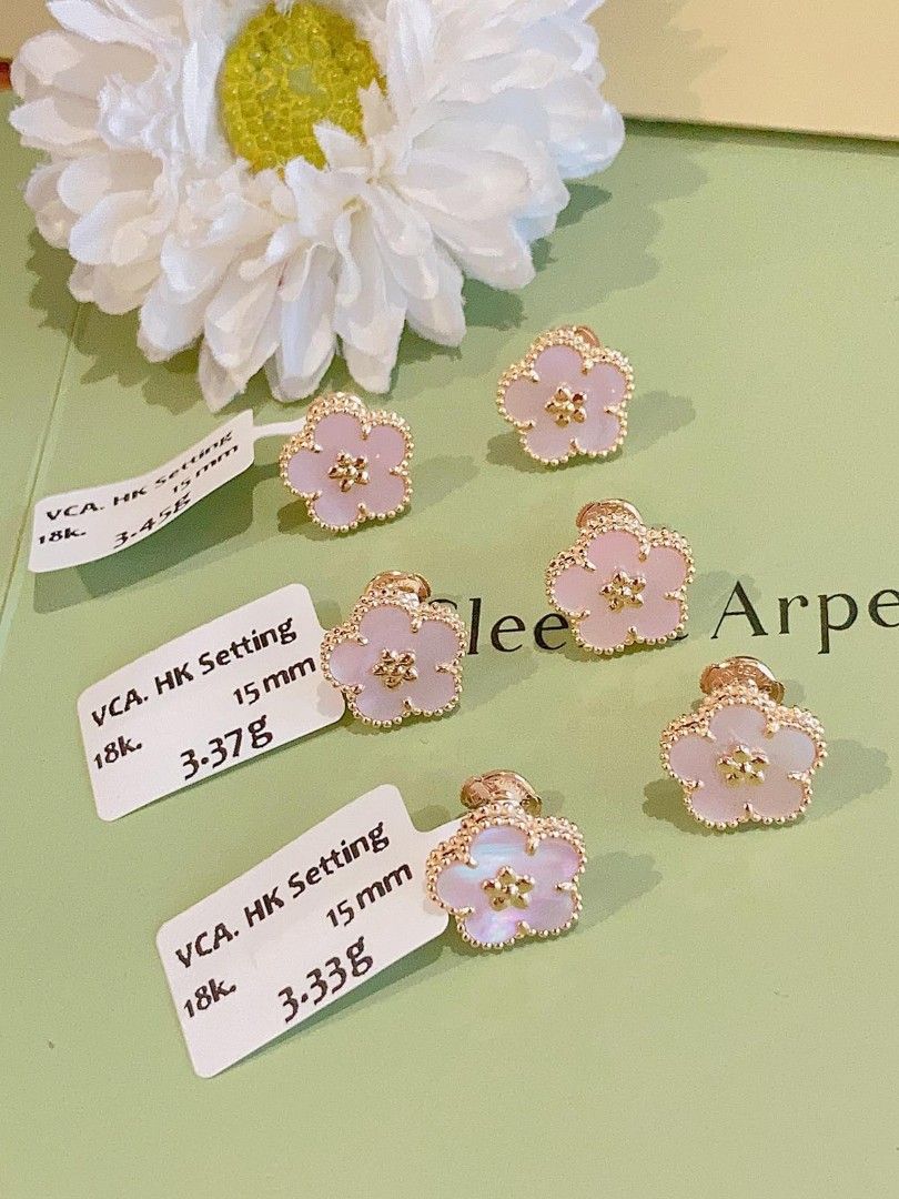 Vca Flower Stud Earring 18k Gold HK Setting, Women's Fashion, Jewelry ...