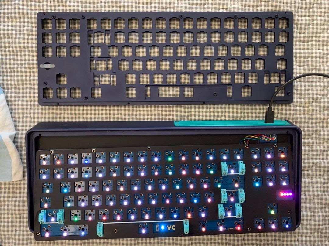 Well built navy/teal percent studio volt 80 tkl, melgeek mg monster ...