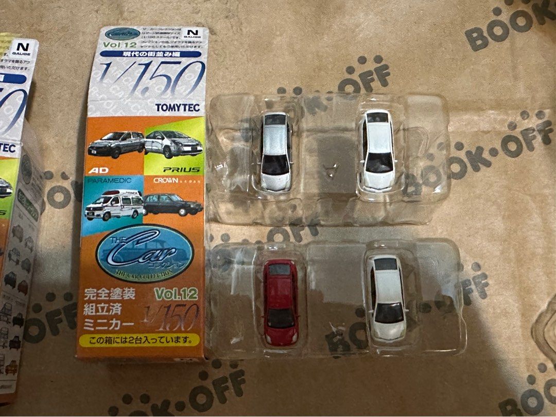 1/150 Tomytec 車 第13彈& 第12彈 Prius Dyna Landcruiser, 興趣及遊戲, 玩具 & 遊戲類 - Carousell
