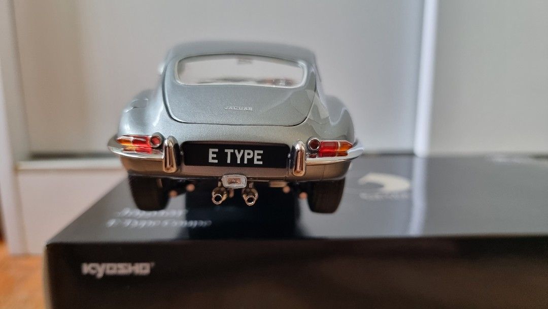 1:18 1/18 Kyosho Jaguar E-Type E Type Coupe Dark Gray Metallic display model car, Hobbies & Toys ...