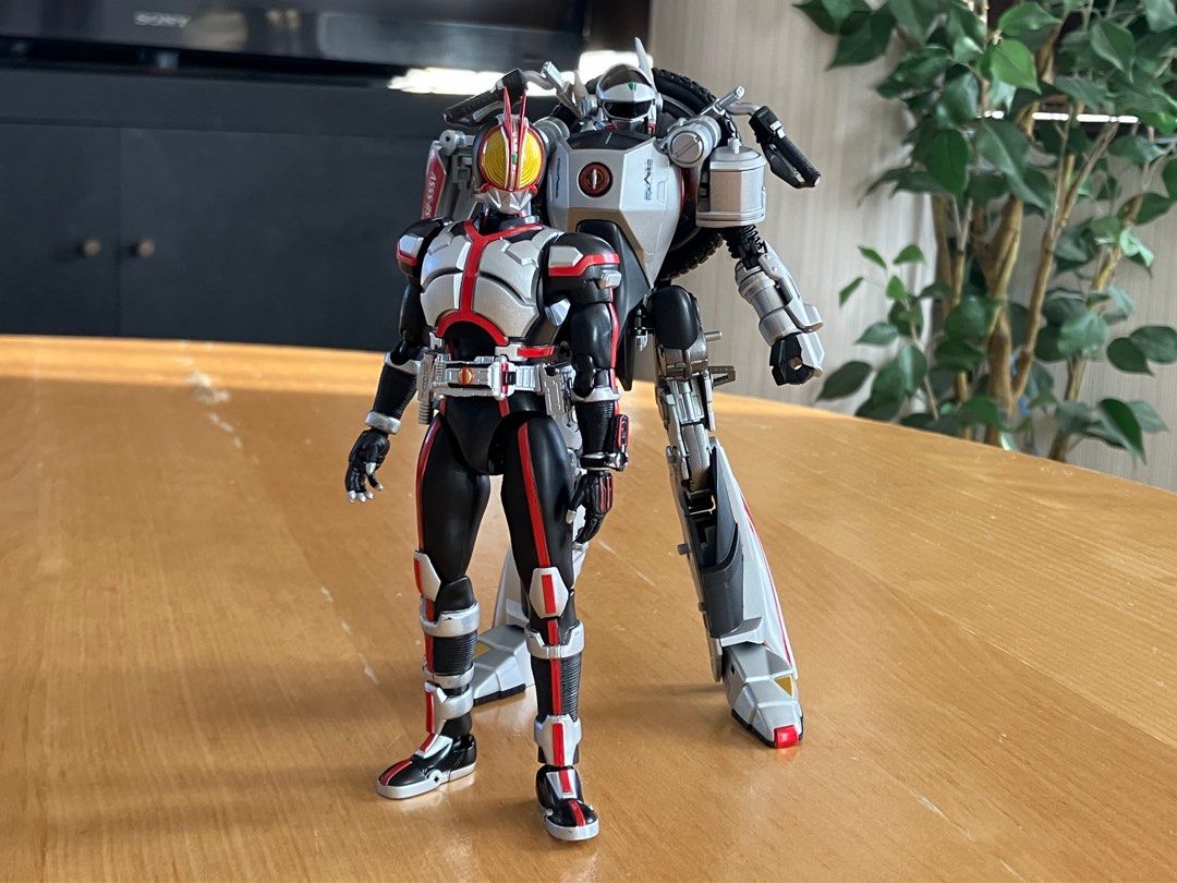 冇盒 二手 SHF S.H.Figuarts Faiz & Auto Vajjn Set 幪面超人 555 Masked Rider Faiz ...