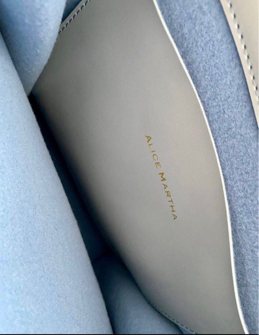 Alice Martha Powder Blue Two-Way Tote Shoulder Bag, Women's Fashion ...