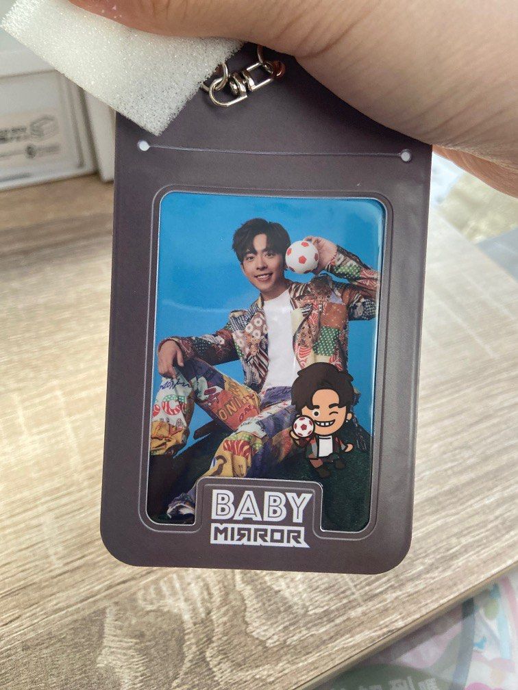 baby mirror edan卡套, 興趣及遊戲, 收藏品及紀念品, 明星周邊 - Carousell