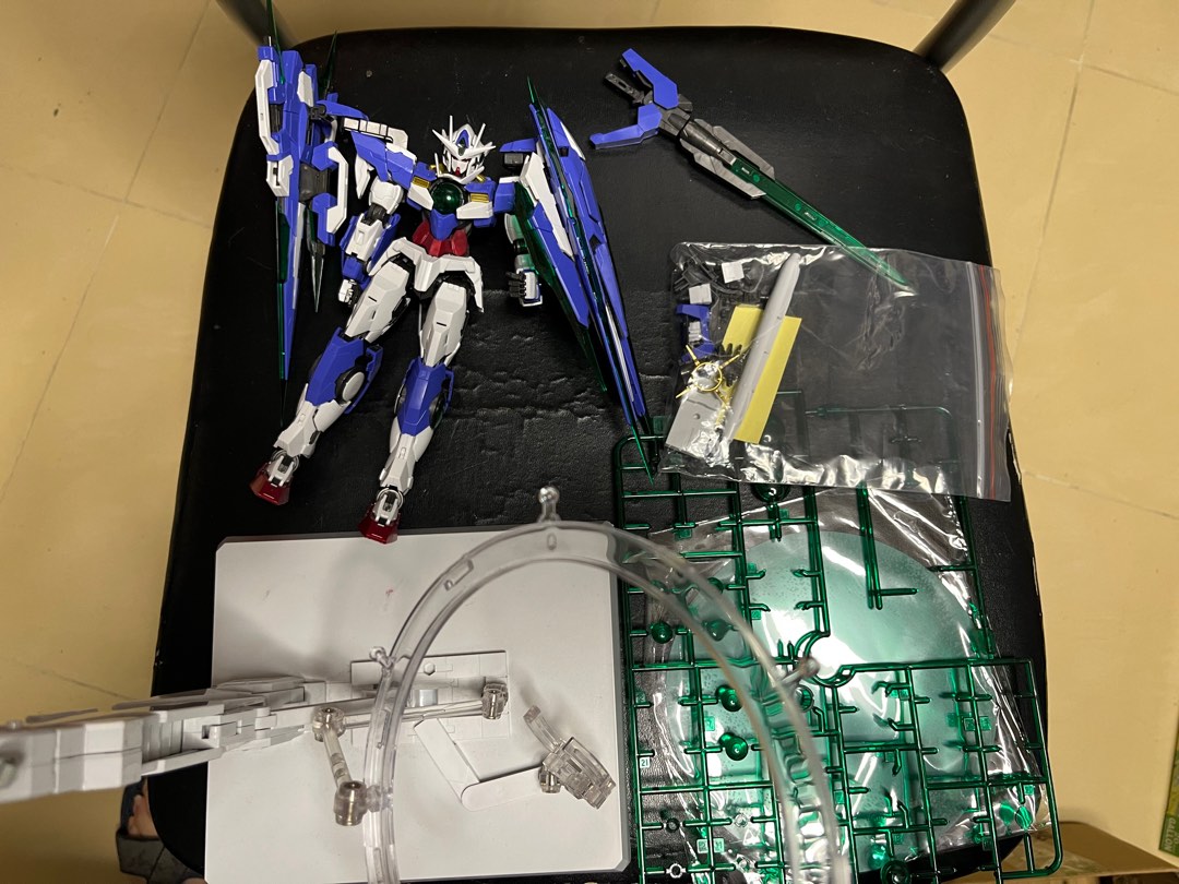 （非Bandai）大班 MB gundam 00Q metal build mg RG hg, 興趣及遊戲, 玩具 & 遊戲類 - Carousell