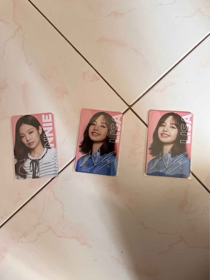 Blackpink Oreo card - Jennie & Lisa, Hobbies & Toys, Memorabilia ...