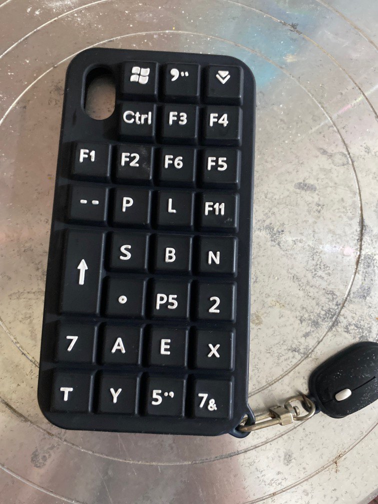 Case Iphone XR Keyboard Lucu Eyecatching, Telepon Seluler & Tablet ...