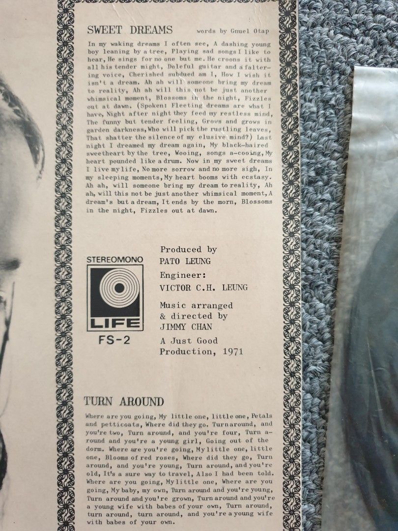 Vintage EP Piring hitam Vinyl Agnes Chan ,sweet dreams 45RPM, Hobbies ...