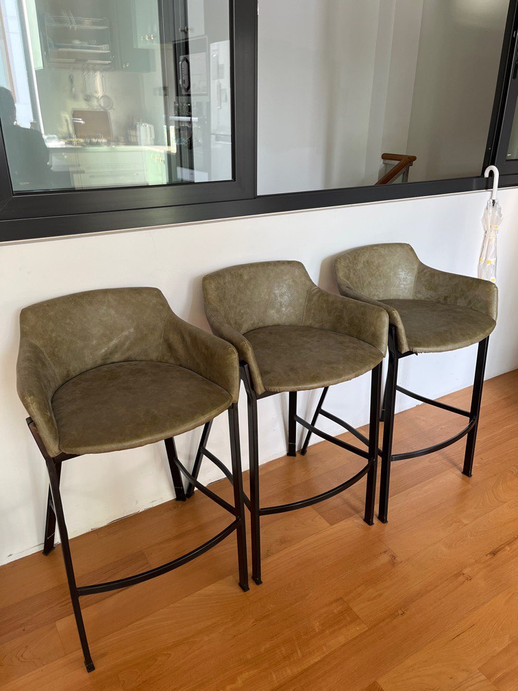 Forty Two Bar Chairs Stools Ergonomic seats, Furniture & Home Living ...