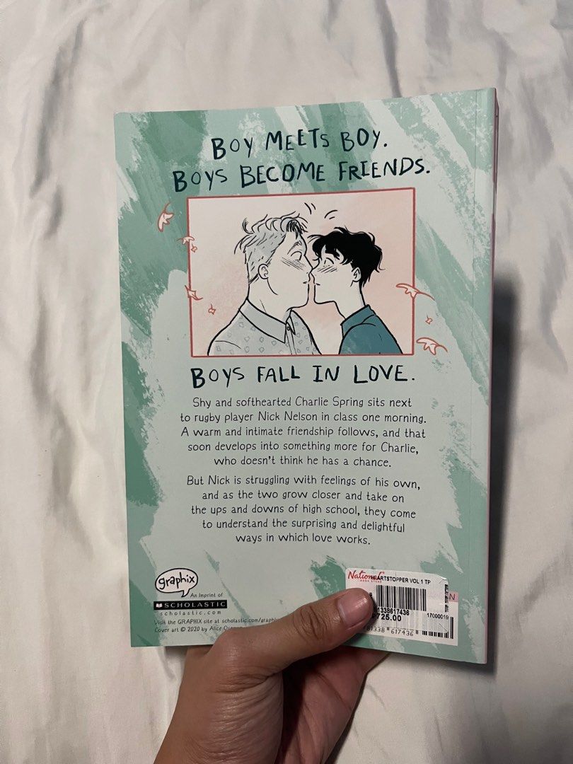 Heartstopper Volume 1, Hobbies & Toys, Books & Magazines, Fiction & Non ...