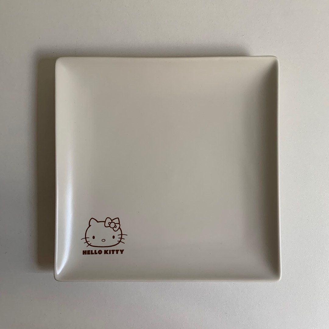 Hello Kitty Square Plate, Furniture & Home Living, Kitchenware ...