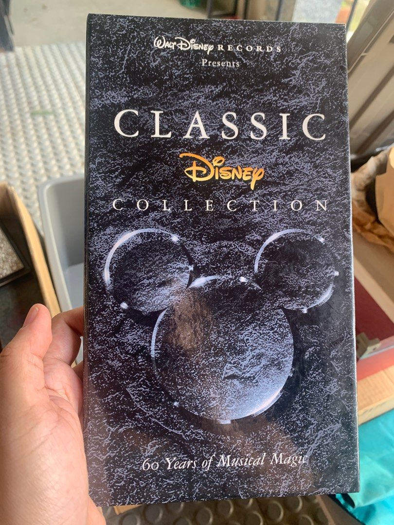 [IC-2-66] Classic Disney Collection (4-CD Set), Hobbies & Toys, Music ...