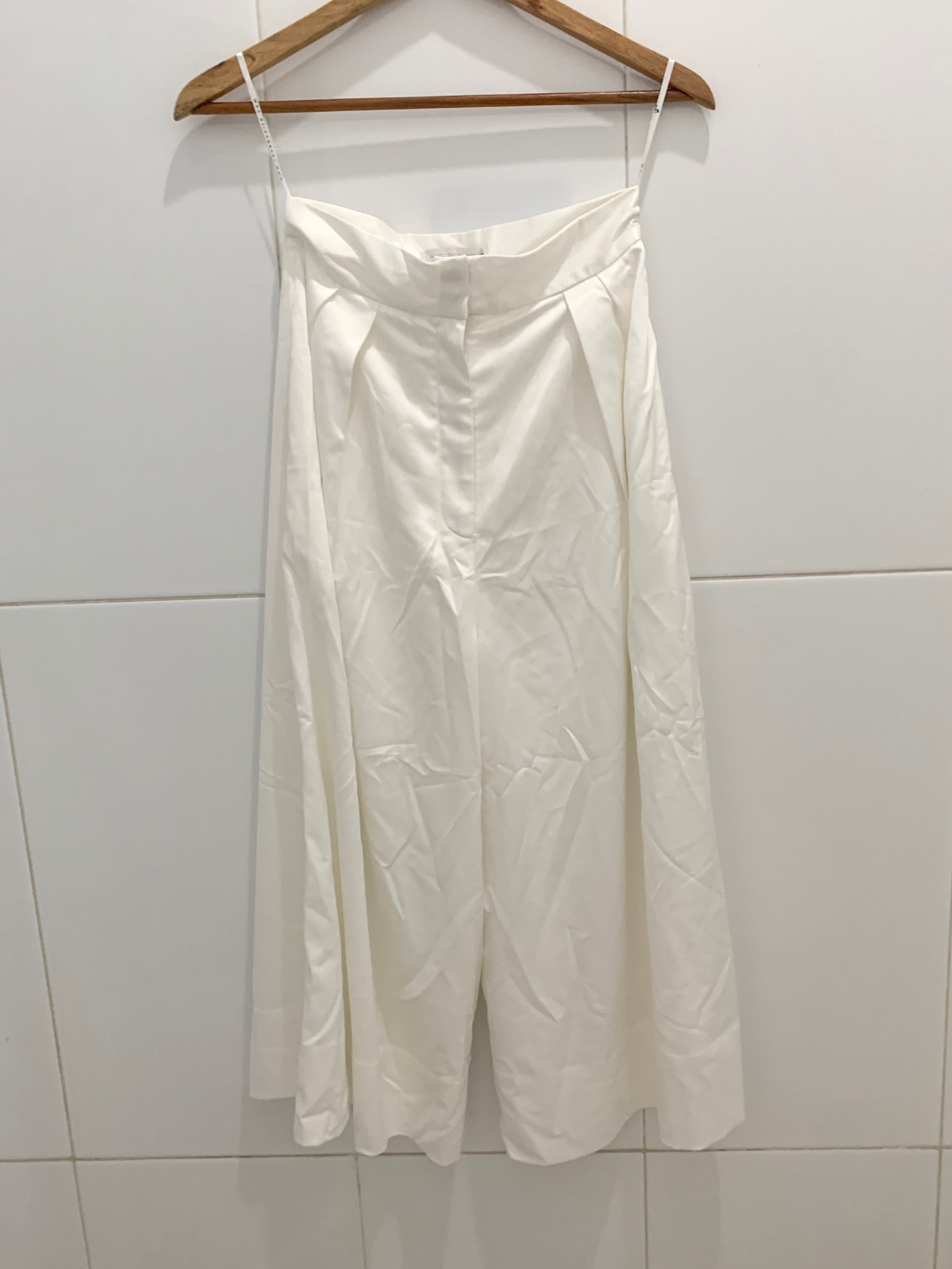 LOVE BONITO white wide leg pants cullotes silk highwaist HW celana ...
