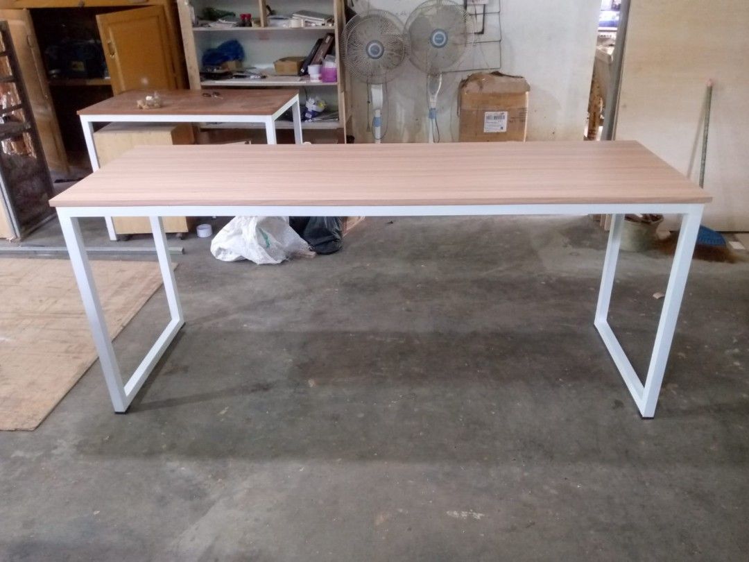 Meja kerja ukuran 90 x60*70, Perabotan Rumah di Carousell