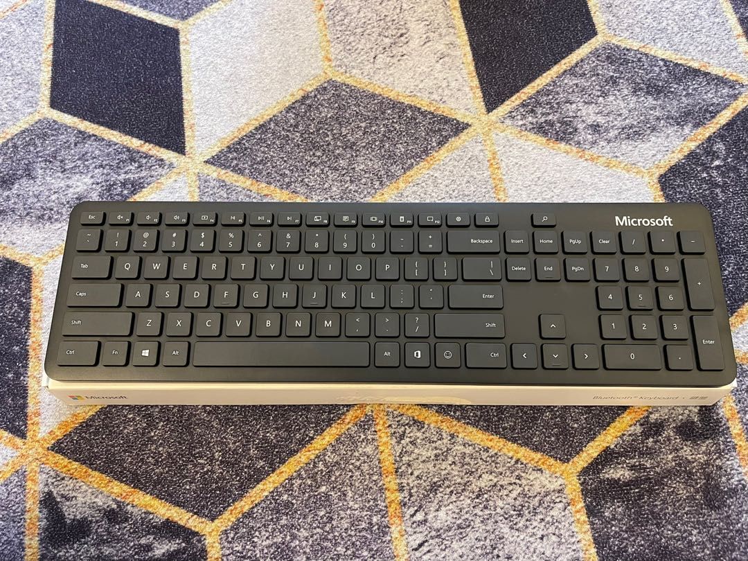 MICROSOFT QSZ-00017 HOLGATE BLUETOOTH KEYBOARD, Computers & Tech, Parts ...