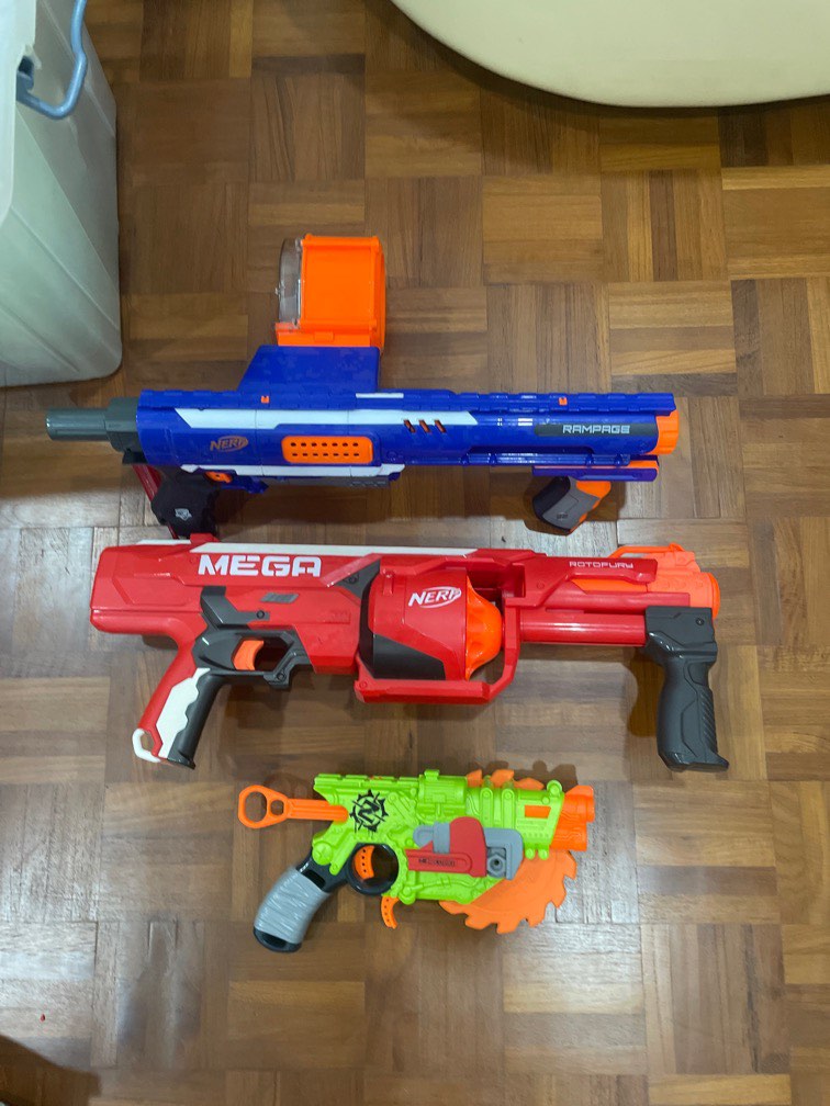 Nerf Blasters Rampage, Mega Rotofury , Zombiestrike saw blaster ...