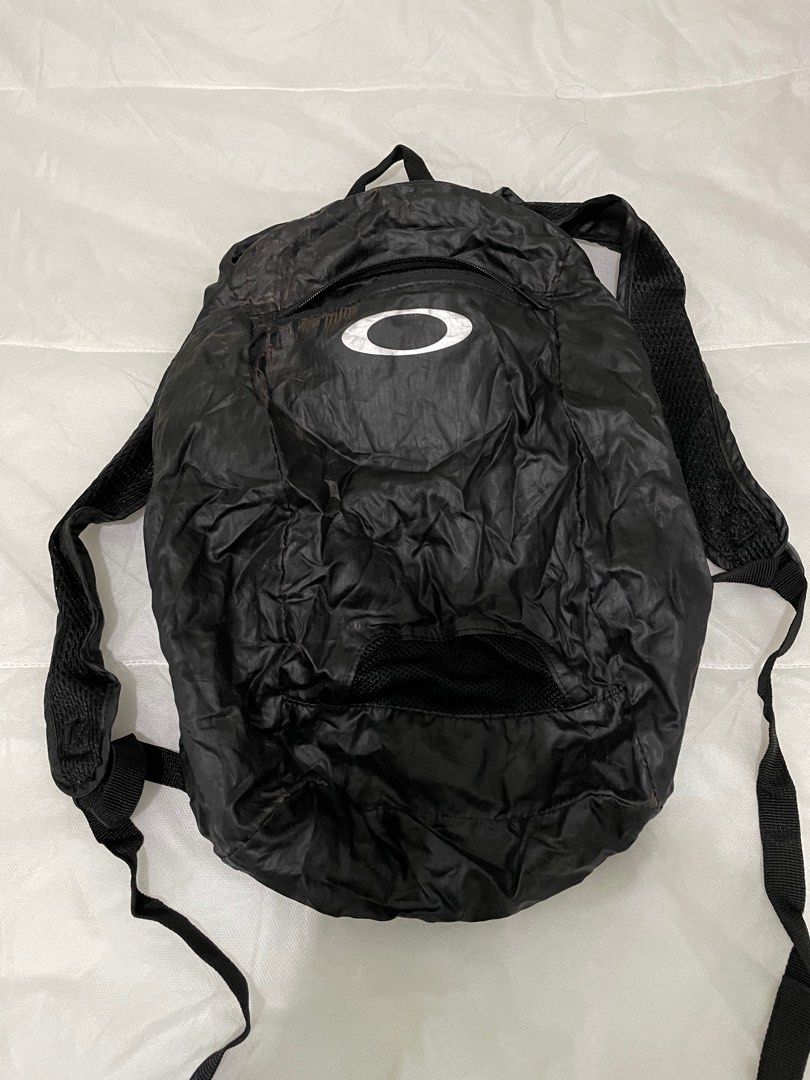 Oakley Foldable Backpack - Black, Men's Fashion, Bags, Backpacks on ...