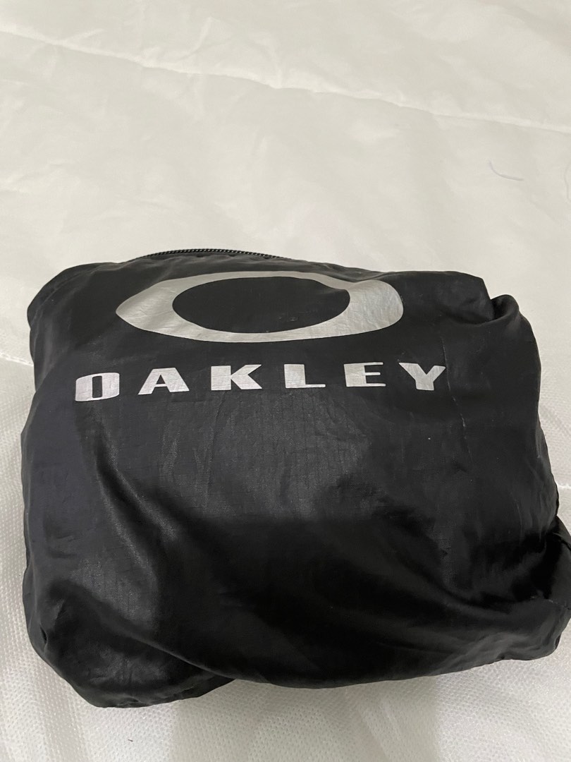 Oakley Foldable Backpack - Black, Men's Fashion, Bags, Backpacks on ...