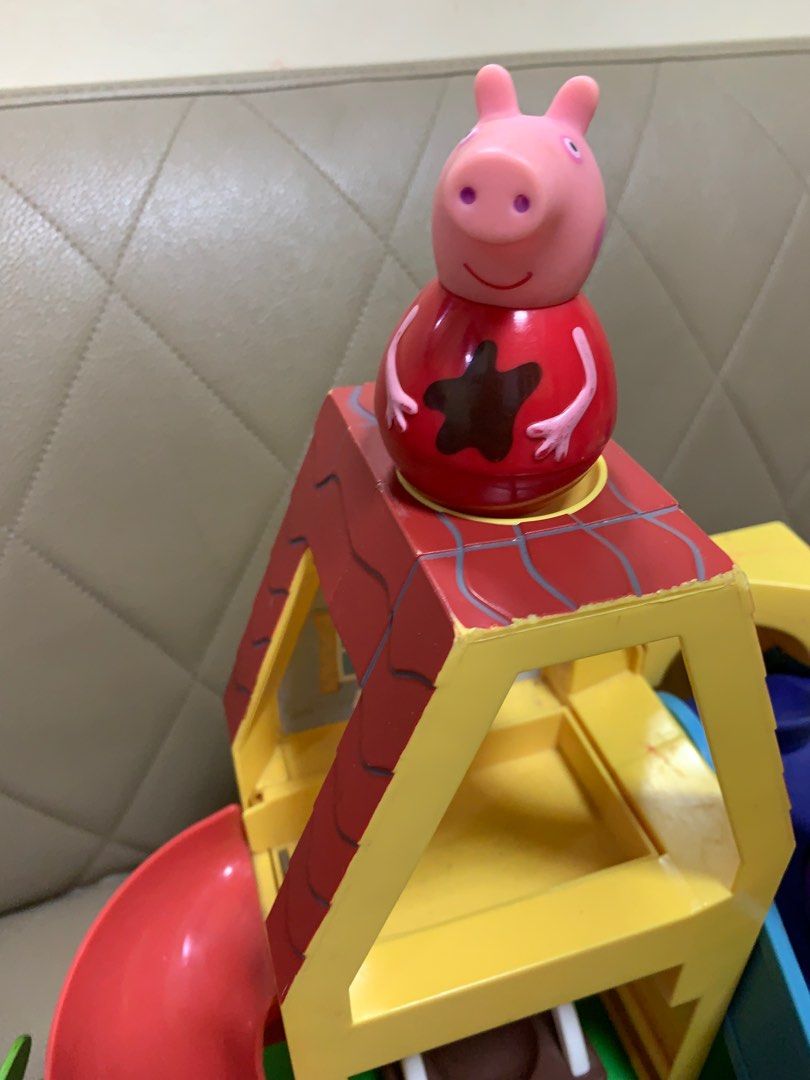 Peppa Pig Moving Manual Plaground, Hobbies & Toys, Toys & Games on ...
