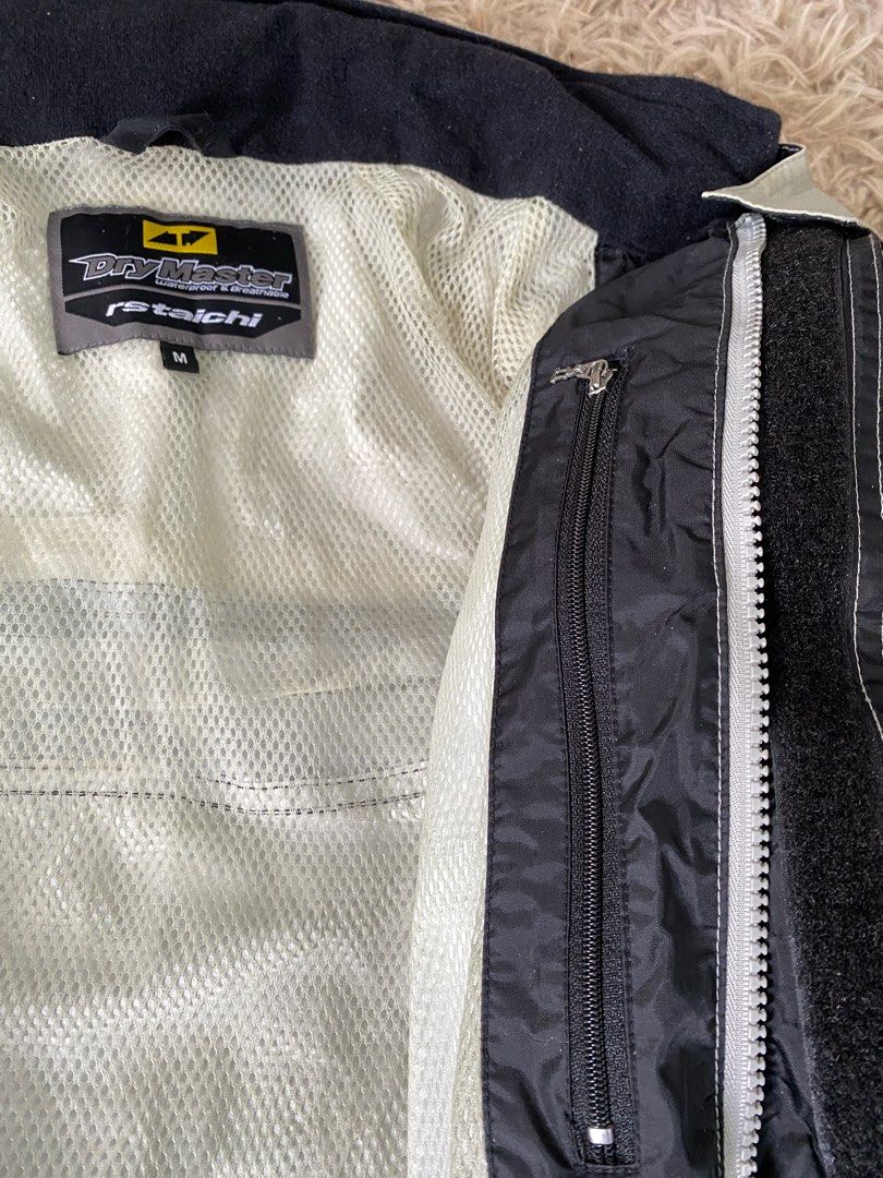 RS Taichi drymaster riding jacket, Men's Fashion, Coats, Jackets and Outerwear on Carousell