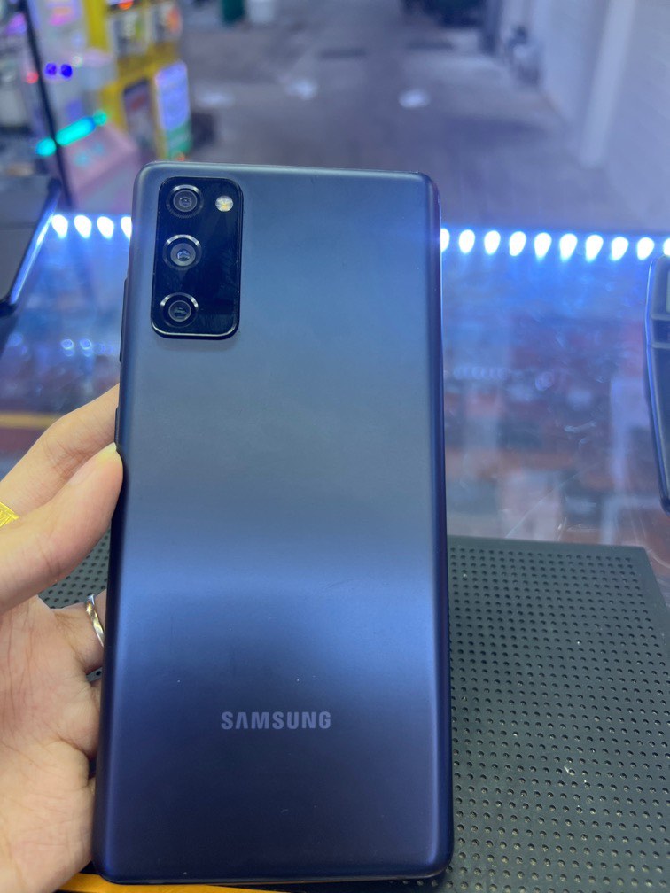 Samsung S20 FE 256gb, Mobile Phones & Gadgets, Mobile Phones, Android ...