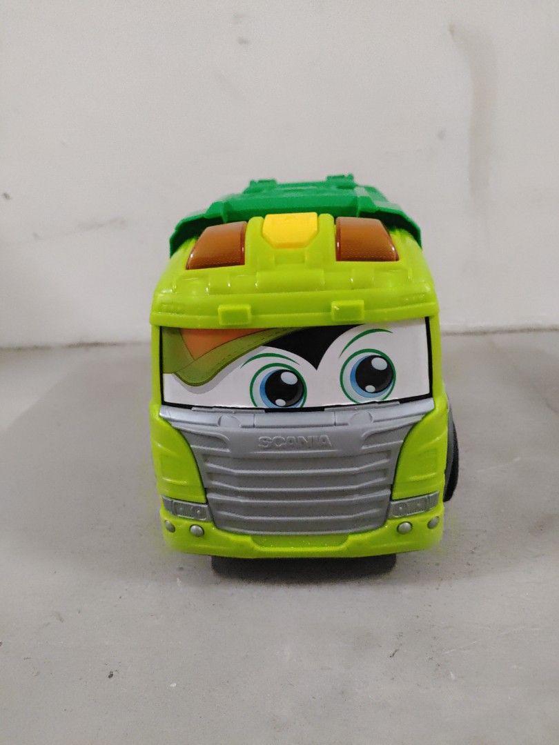 Scania Toy Refuse Truck, Hobbies & Toys, Toys & Games on Carousell