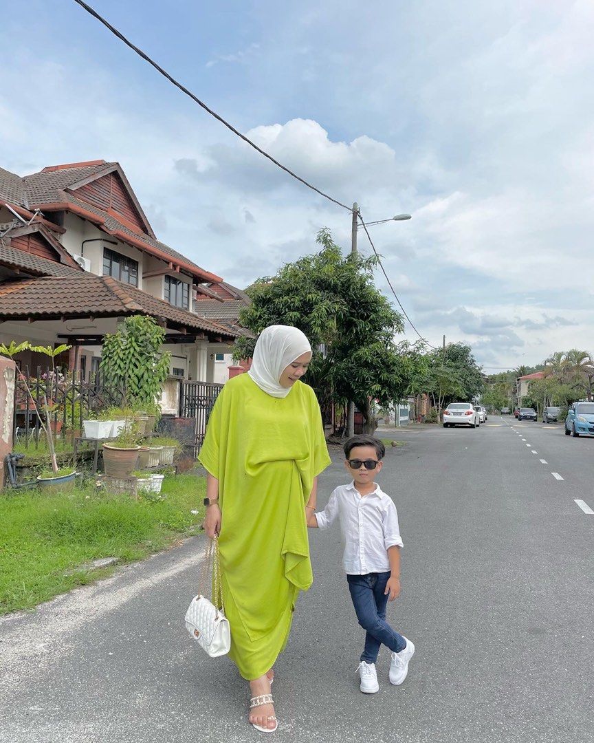 SHE DAZZLE Mas Ayu, Women's Fashion, Muslimah Fashion, Baju Kurung ...