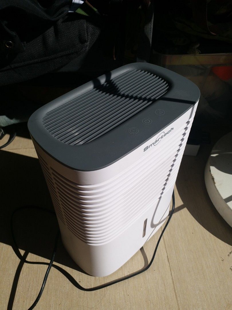 Smartech air purifier, 家庭電器, 空氣清新機及抽濕機 - Carousell