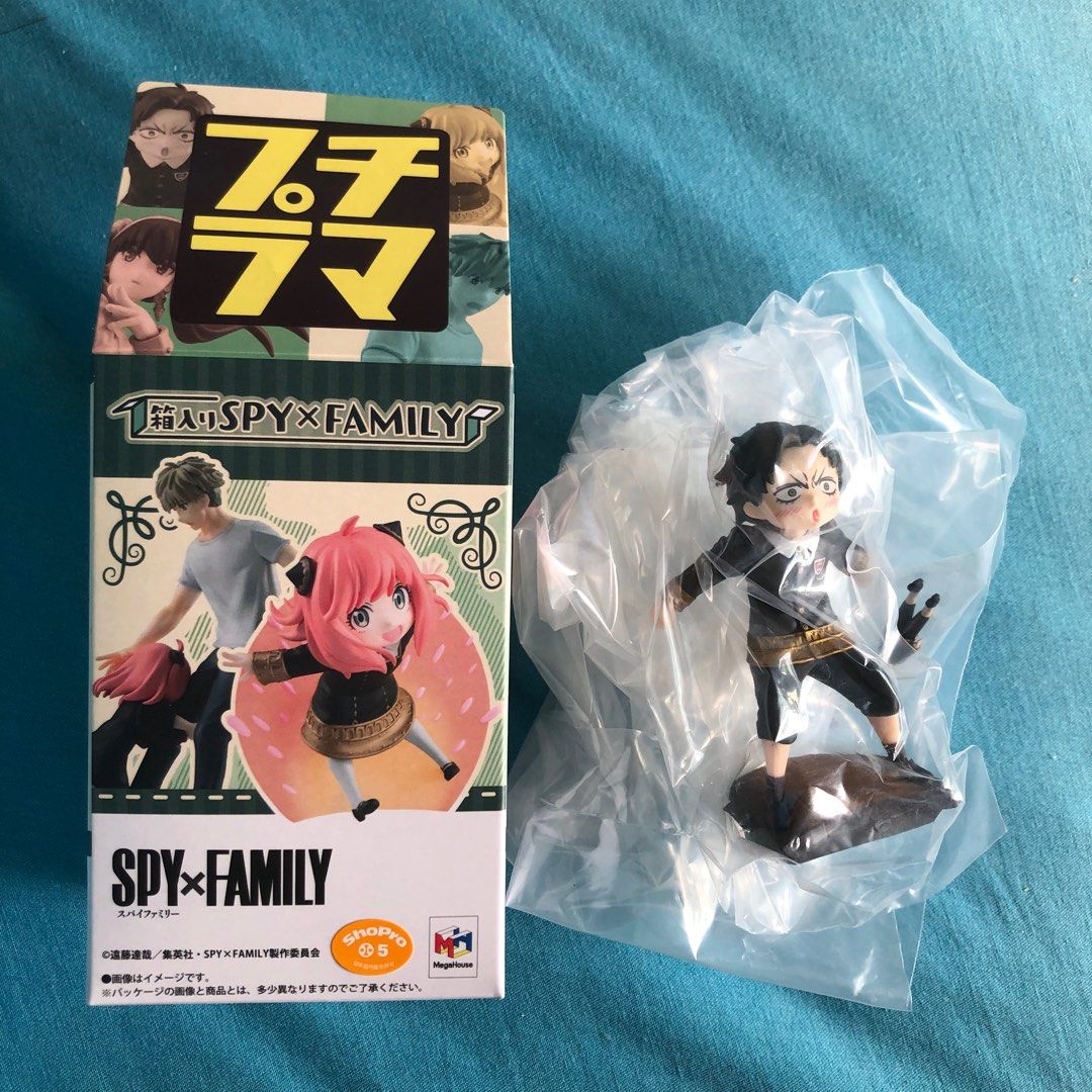 Spy X Family Damian Desmond Puchirama Figure, Hobbies & Toys, Toys ...