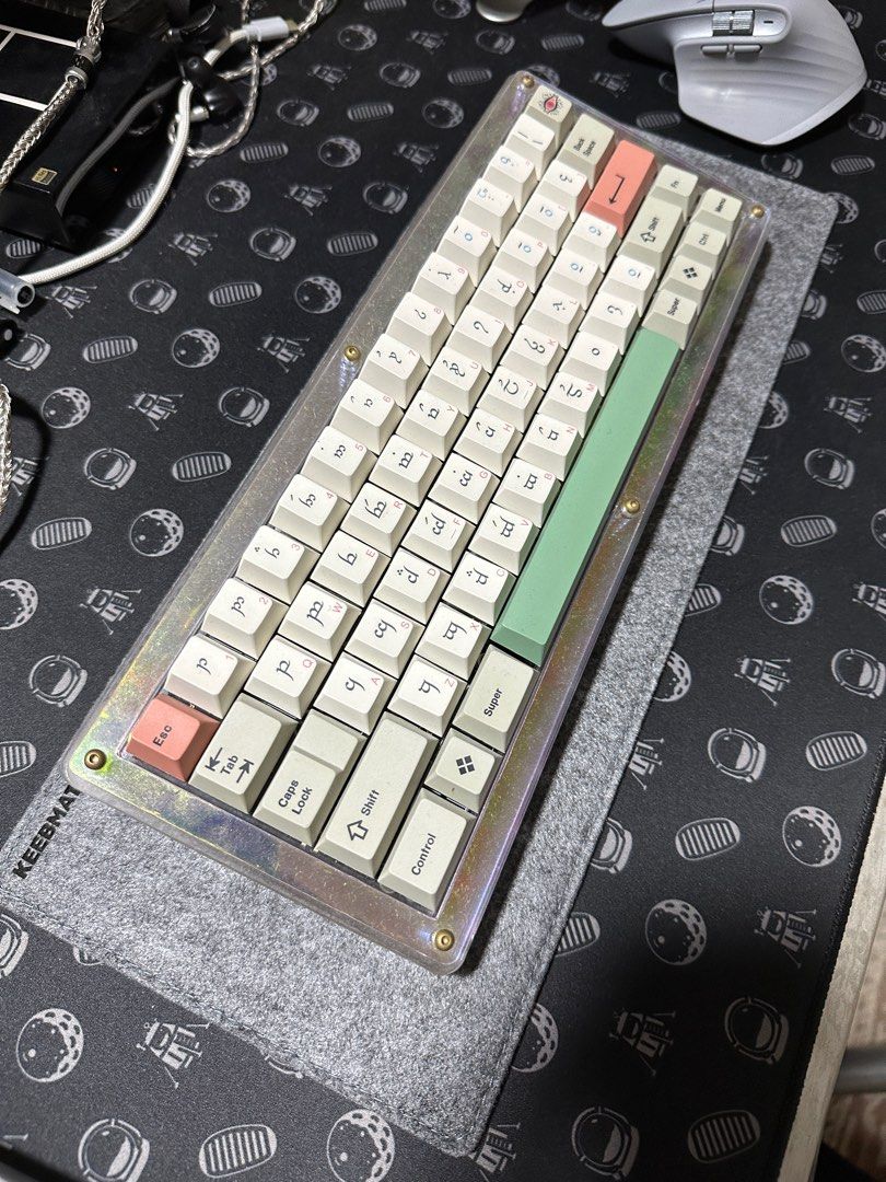 Stacked Acrylic 60% Custom Keyboard , Computers & Tech, Parts ...