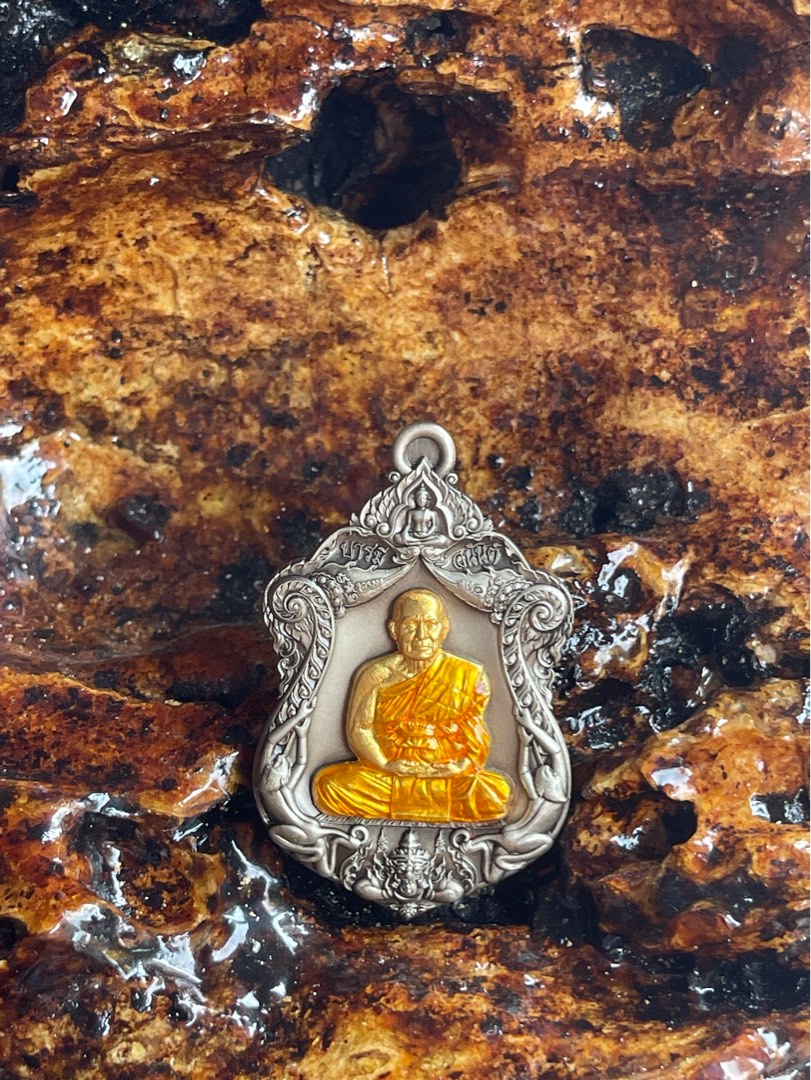Thai Amulets @Lp Anan Sema Hanuman (Kamakan Set), Hobbies & Toys ...