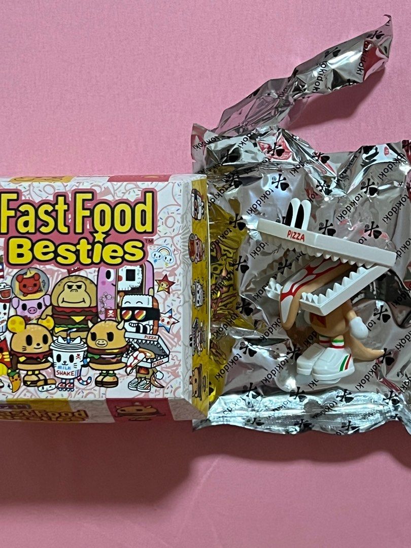 TOKIDOKI fast food besties blind box - pizzasaurus, Hobbies & Toys ...