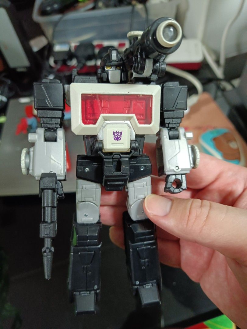 Transformers Magnificus Black Perceptor Generations Selects, Hobbies ...