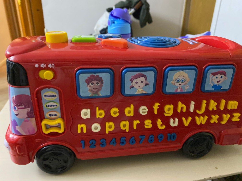 vtech playtime bus with phonics 紅色巴士, 兒童＆孕婦用品, 嬰兒玩具 - Carousell