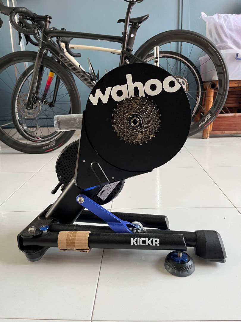 WAHOO Gen 5 KICKR, Sports Equipment, Bicycles & Parts, Bicycles on Carousell