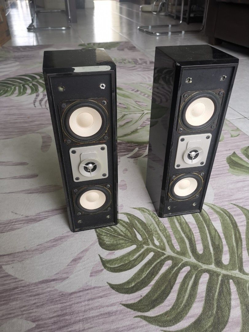 Yamaha bookshelf speakers NS-M125(x2), Audio, Soundbars, Speakers ...