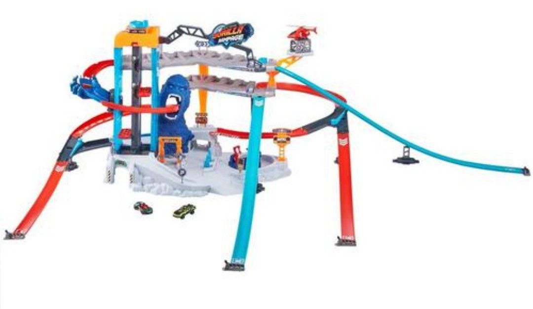 Zuru Metal machines car race track, Hobbies & Toys, Toys & Games on ...