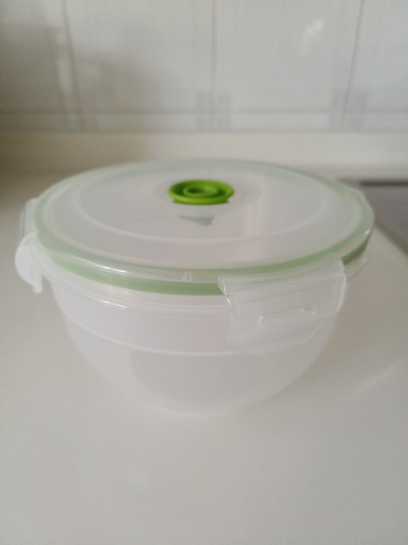 1.0L airtight container, Furniture & Home Living, Kitchenware ...