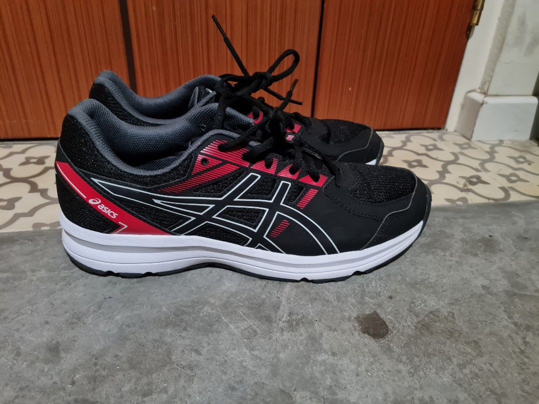 ASICS Sports Shoes, Men's Fashion, Footwear, Casual shoes on Carousell