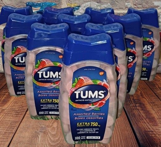 Authentic 100% Tums Big & small Are Onhand for Antacid Reflux, Health ...