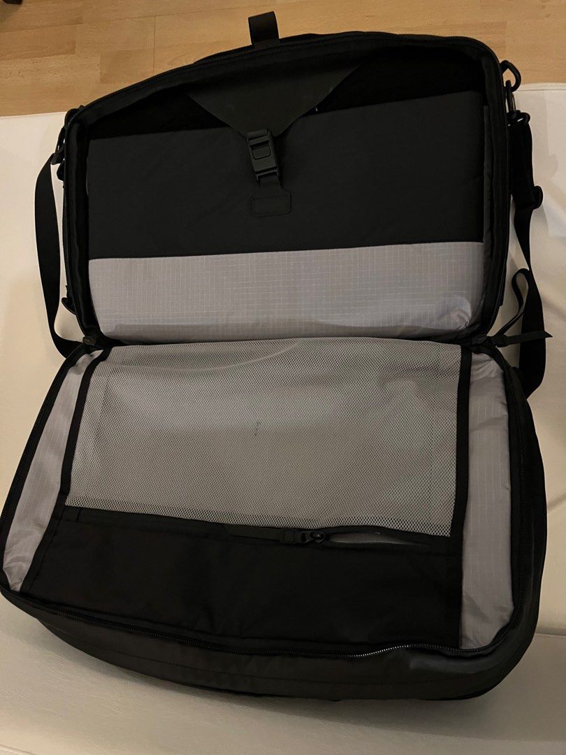 Black Ember Forge Max 20L-30L Weatherproof Backpack, Men's Fashion ...