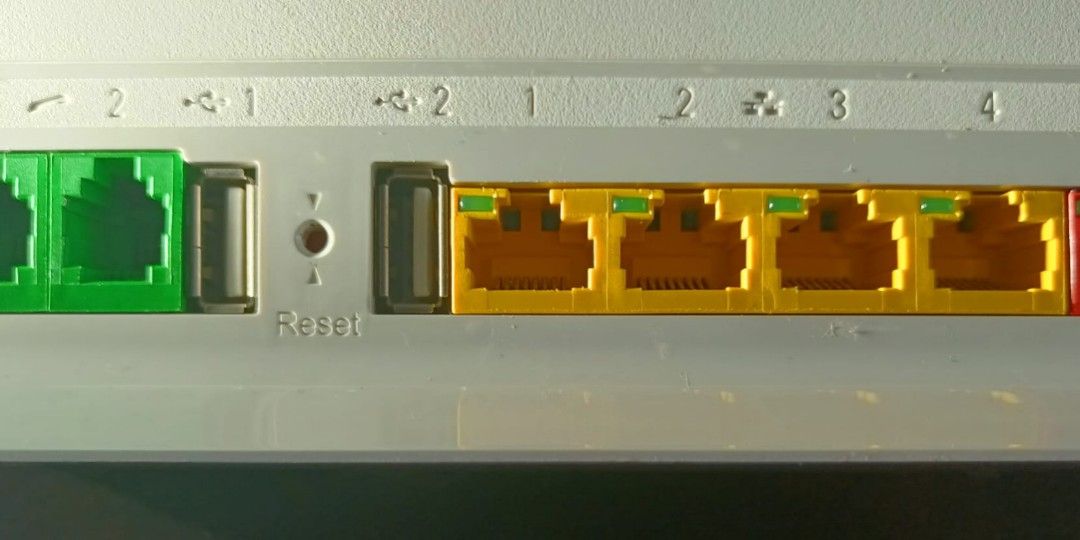 Broadband Modem My Republic Wi-fi Hub 5G, Computers & Tech, Parts ...