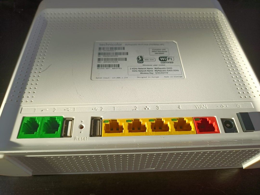 Broadband Modem My Republic Wi-fi Hub 5G, Computers & Tech, Parts ...