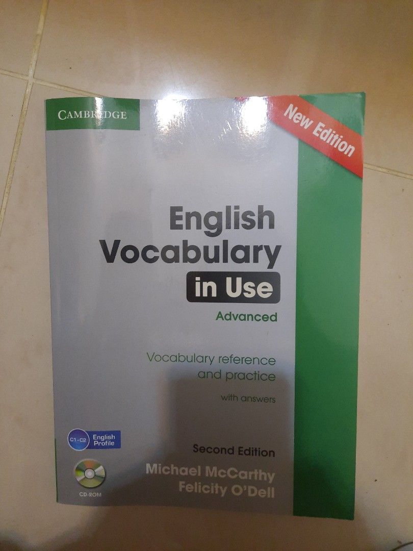 Cambridge English Vocabulary in use, 興趣及遊戲, 書本 & 文具, 教科書 - Carousell