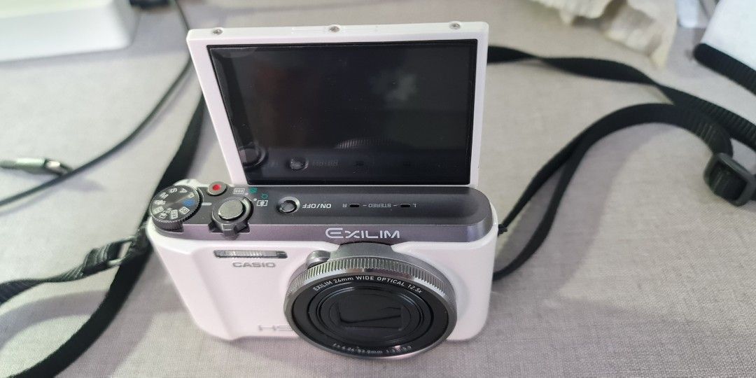 Casio Exilim exzr 1000 beauty Flip lcd camera, Photography, Cameras on ...