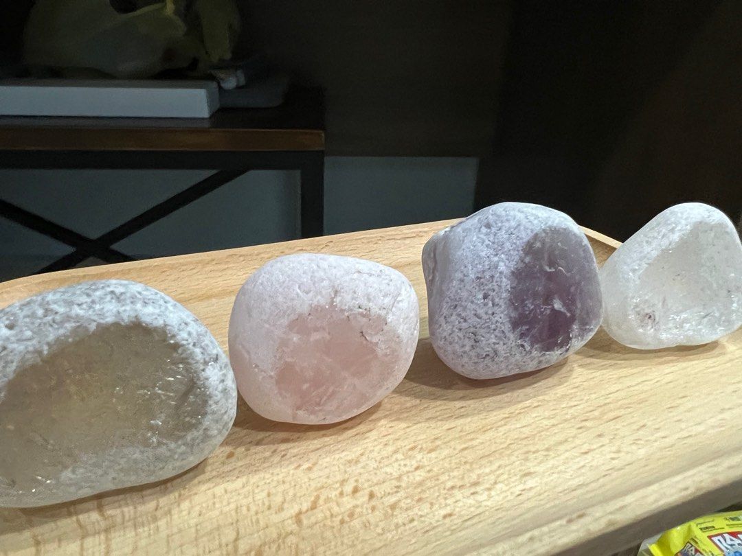 Crystal Mochi, Women's Fashion, Jewelry & Organisers, Precious Stones ...