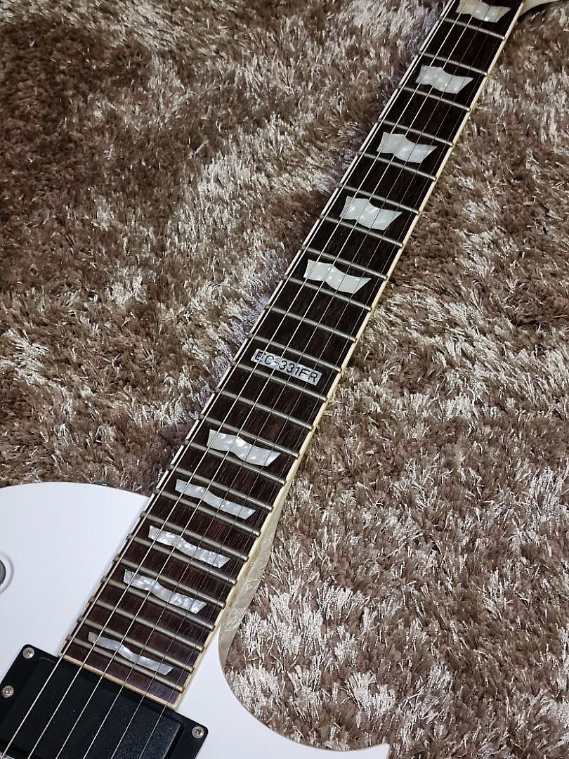 ESP LTD Eclipse EC-331 FR Electric Guitar - Snow White - EMG Upgraded ...