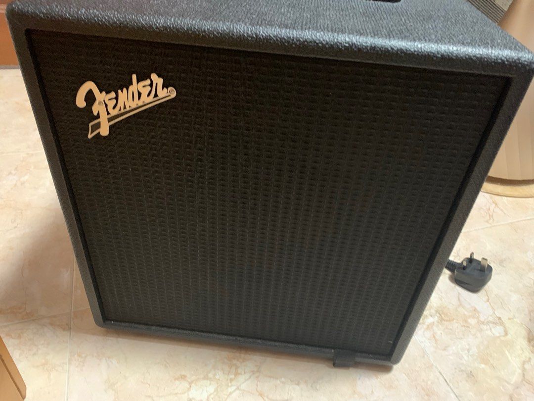 Fender Rumble LT25 Bass Guitar Combo Amplifier, 230V UK, Audio ...