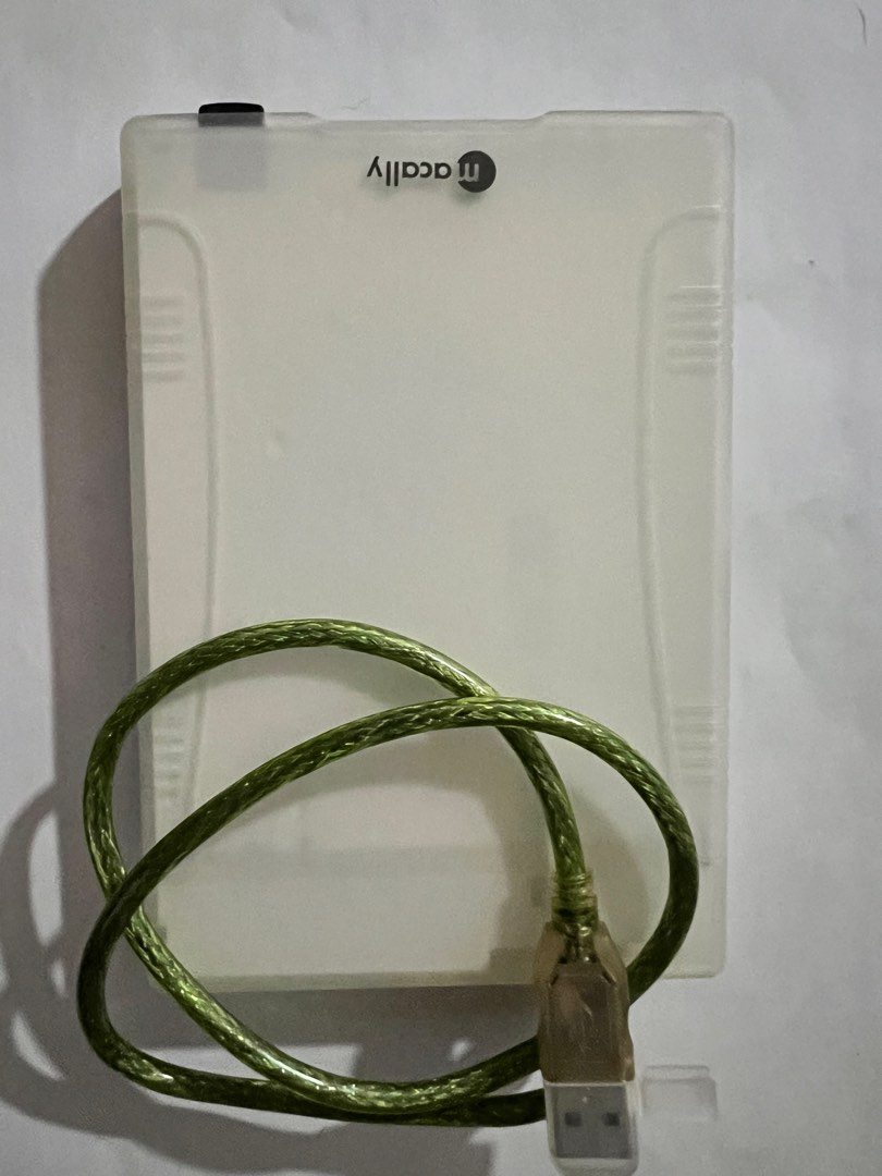 Floppy disk drive plug n play, Computers & Tech, Parts & Accessories, Computer Parts on Carousell