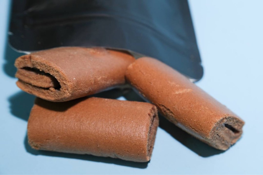 Freeze Dried London Chocoroll, Food & Drinks, Homemade Bakes on Carousell