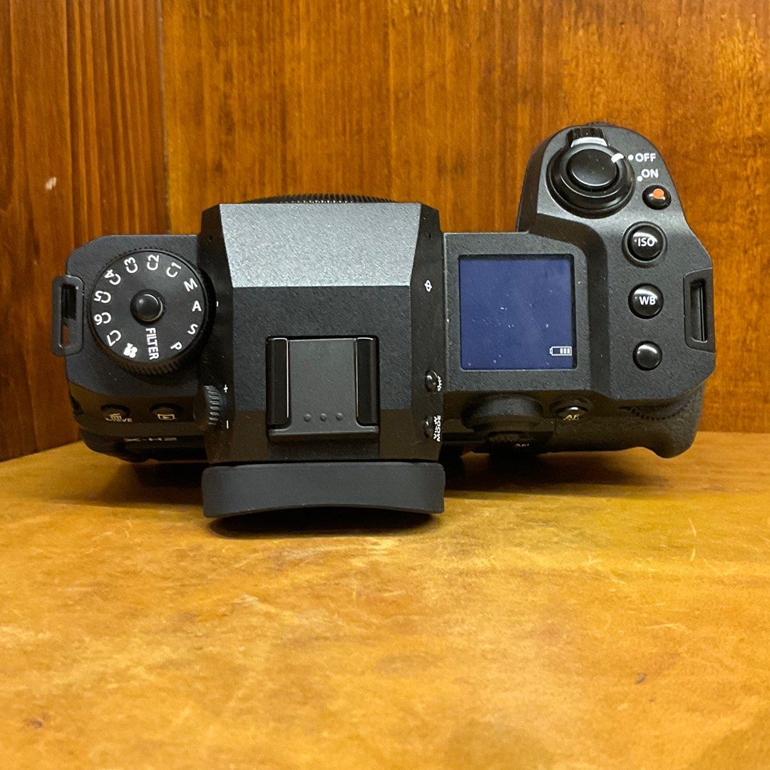 Fuji XH2 W/Box (2C010166), Photography, Cameras on Carousell